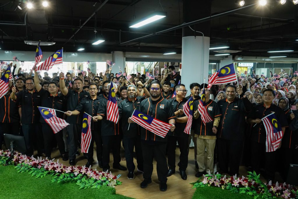 Kembara Kita, Jiwa Merdeka: EMZI Group’s Merdeka Celebration and ...